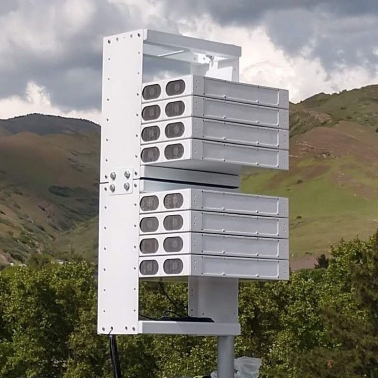 EBS/BRS 8T x 8R MIMO Faros® Remote Radio Head - Skylark Wireless